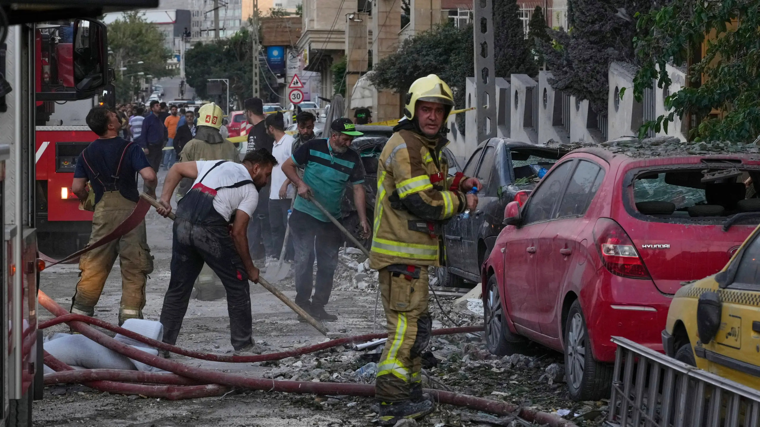 Israeli Strikes Target Iranian Nuclear Facilities and Military Leaders ...